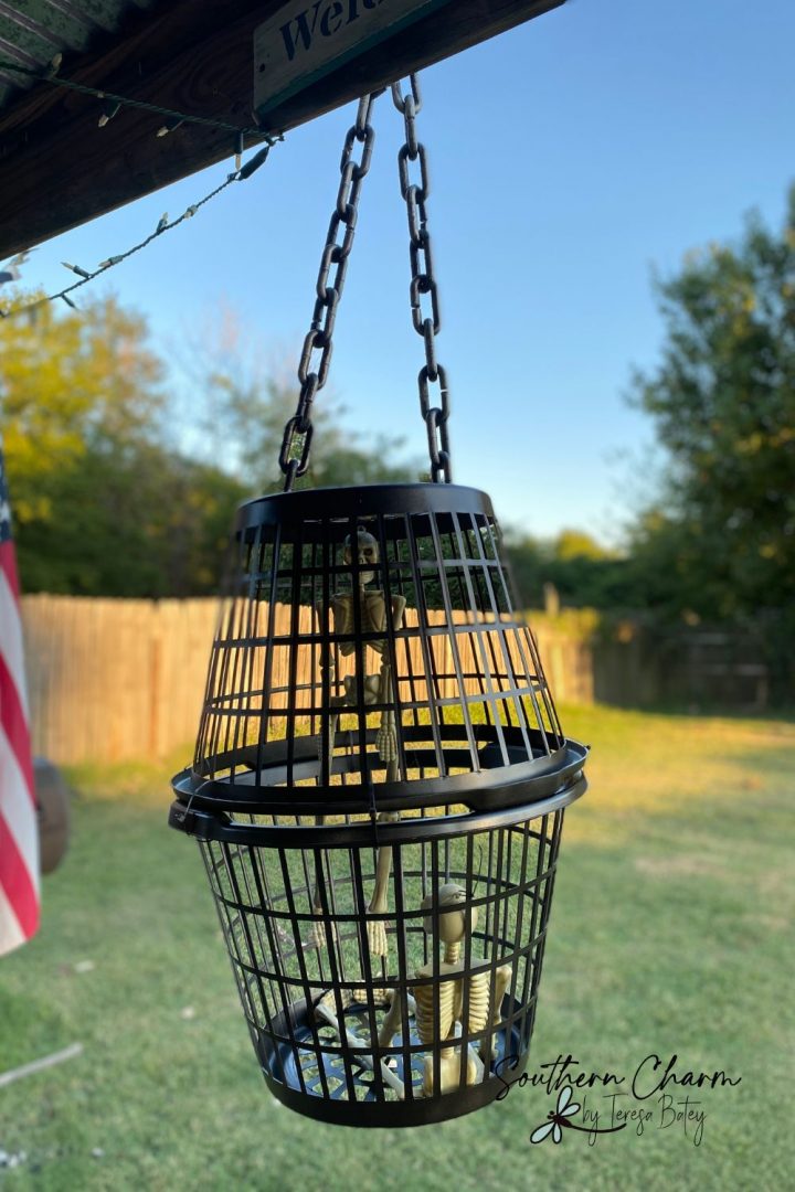 DIY Skeleton Cage For Halloween